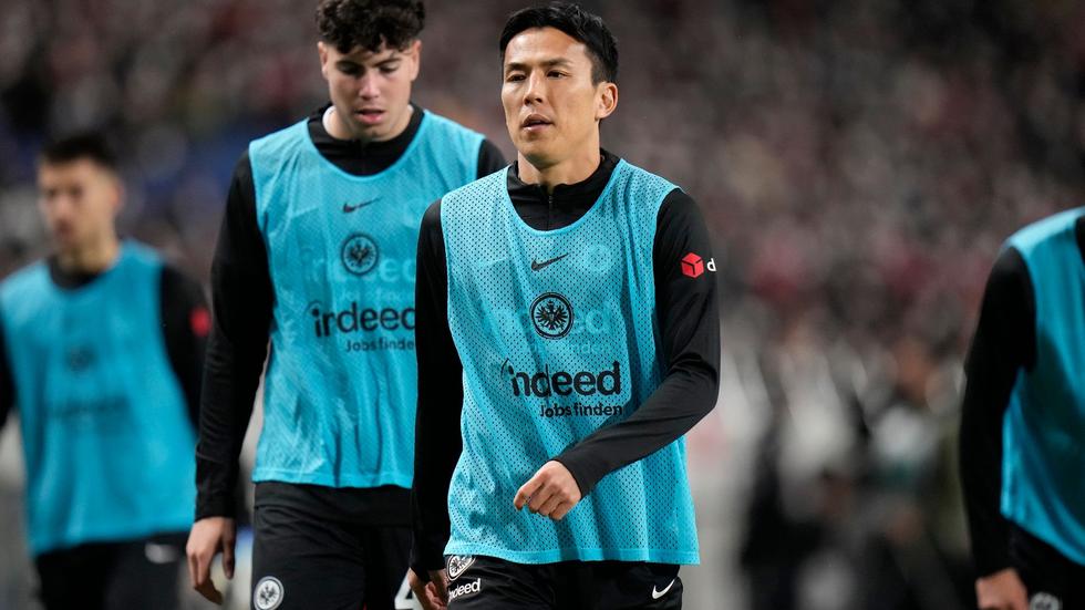 Testspiel: Hasebe-Comeback bei Eintracht-Niederlage in Japan | ZEIT ONLINE