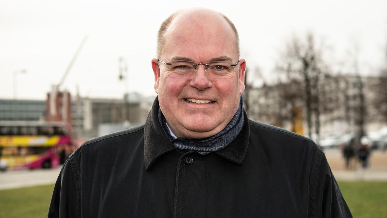 Zitate-Prozess: Kohl-Sohn: "Empfinde das heute hier als Zumutung" | DIE ...