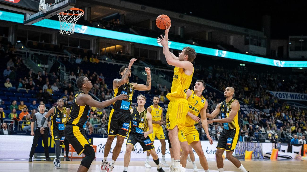 Basketball: Alba Berlin mit neuem Selbstvertrauen gegen Belgrad | ZEIT ...