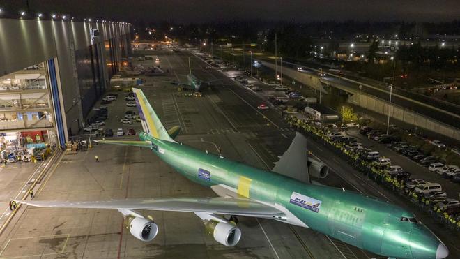 Luftfahrt: Ex-"Königin der Lüfte": Letzte Boeing 747 wird ausgeliefert | DIE ZEIT