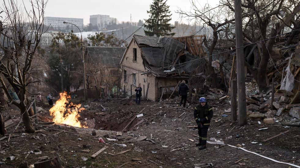 Ukraine-Krieg: Ex-Nato-General rechnet 2023 mit Waffenstillstand | ZEIT ...