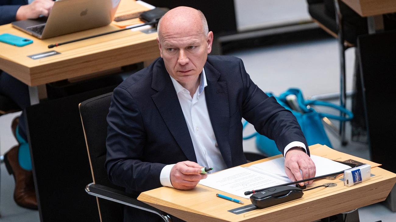 Wahlen: Wegner verteidigt Vorgehen der Partei in Vornamen-Debatte | DIE ...