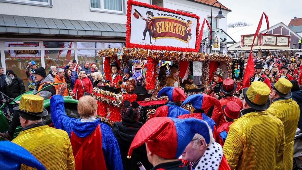 Brauch: Dammer Straßenkarneval lebt nach Zwangspause wieder auf | ZEIT ...