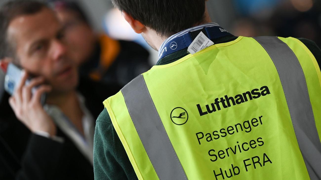 Systempanne: Nach IT-Ausfall: Lufthansa rechnet bald mit Stabilisierung ...