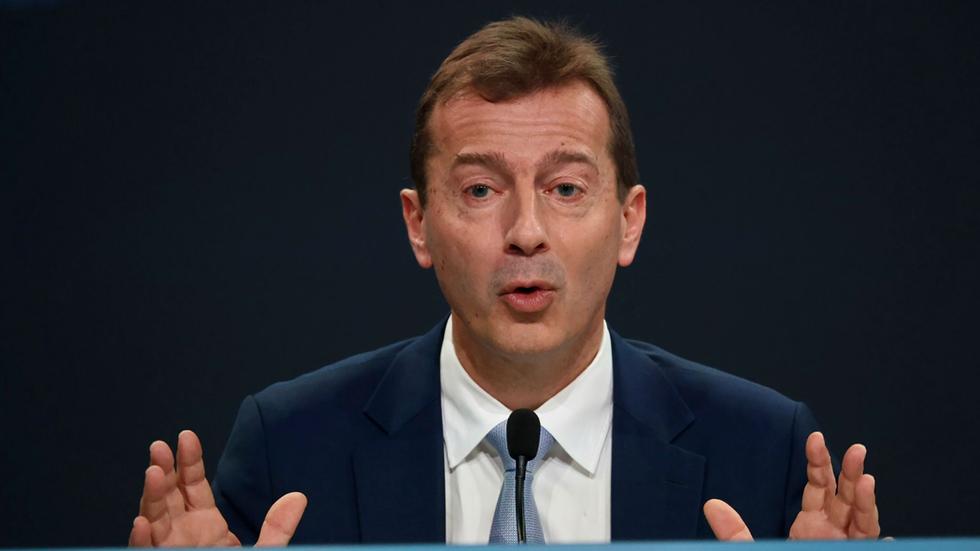 Konzerne: Airbus stellt 3500 Menschen ein: Je 100 in Stade und Bremen ...