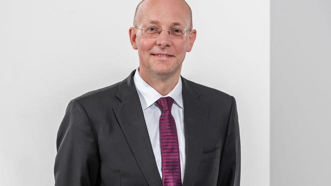 Co-Chef: Riese leitet DZ Bank ab Juli 2024 alleine | DIE ZEIT