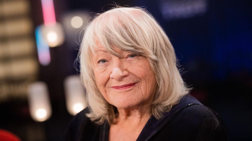 Demonstration: Alice Schwarzer bestreitet mangelnde Abgrenzung gegen ...