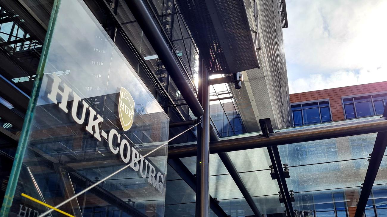 Versicherer: Gewinneinbruch bei HUK Coburg: Gedämpfte Aussichten | DIE ZEIT