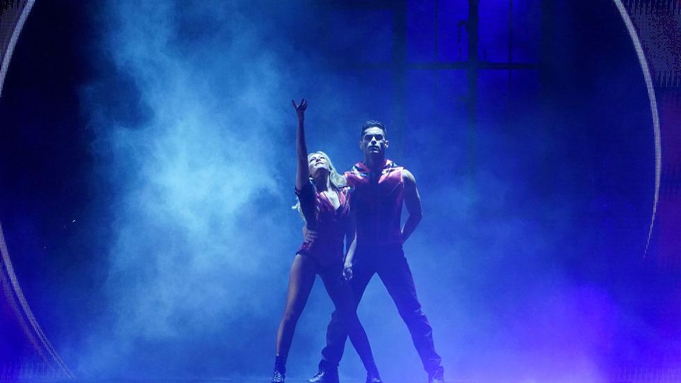 Musik: Schlagerstar Helene Fischer: "Rausch"-Megatour in Hamburg | ZEIT ...