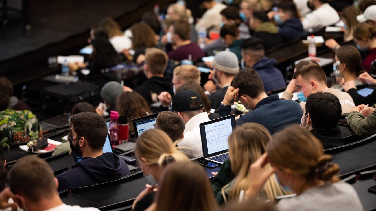 Bildung: Sommersemester startet mit neuer Hochschule in Thüringen | DIE ...