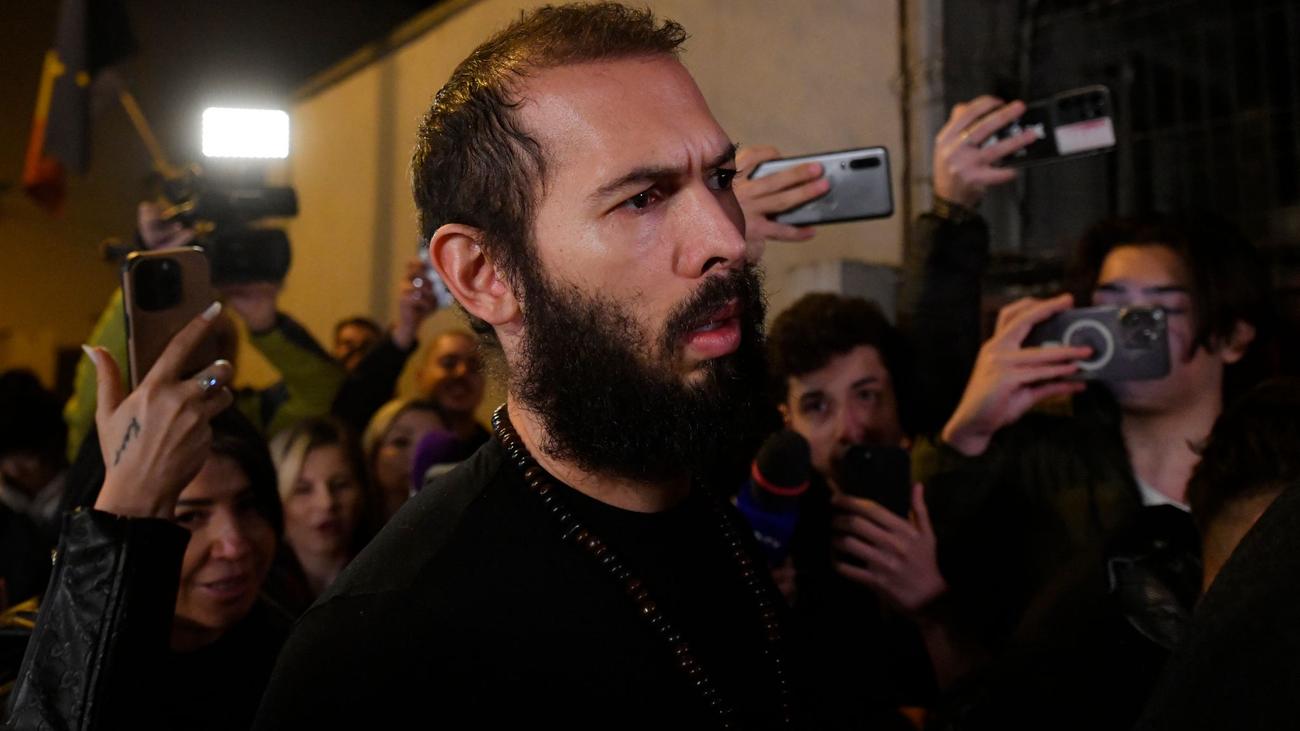 Berichte: Drei Frauen wollen Andrew Tate in Großbritannien verklagen ...