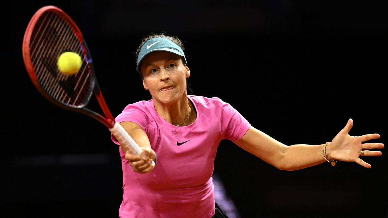 Tennis: Maria raus in Stuttgart - Swiatek erreicht Viertelfinale | DIE ZEIT