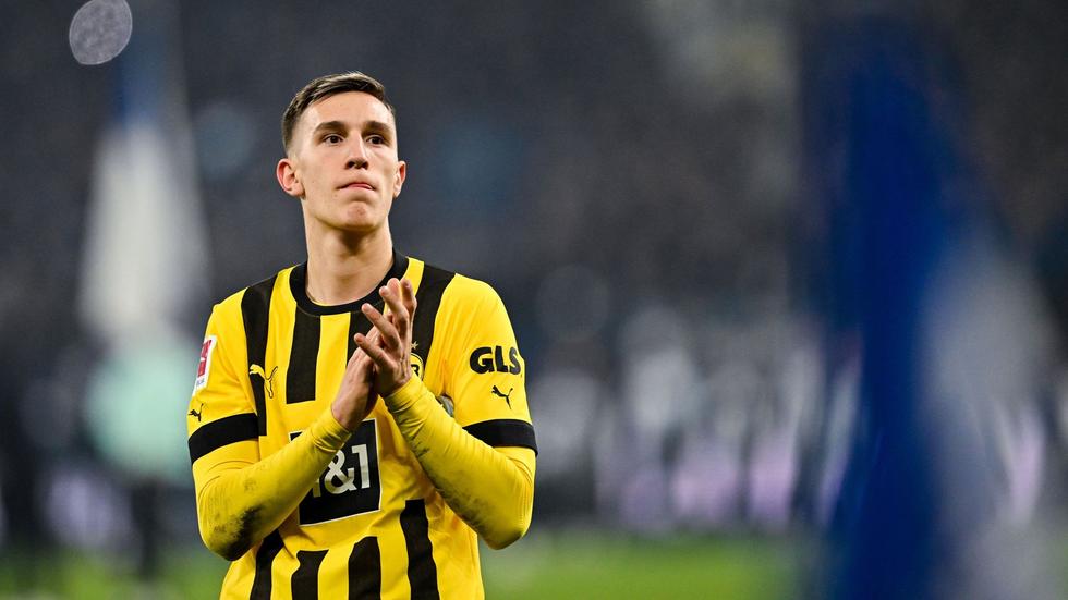 Verletzungspause: BVB wieder mit Schlotterbeck gegen Frankfurt | ZEIT ONLINE