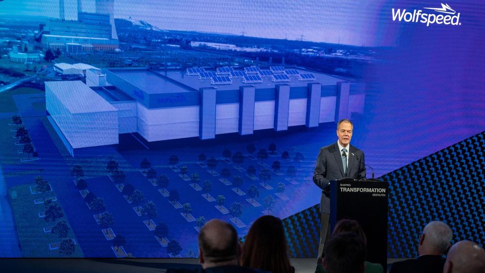 Elektronik: ZF und Wolfspeed bauen neues Chipforschungszentrum | ZEIT ...