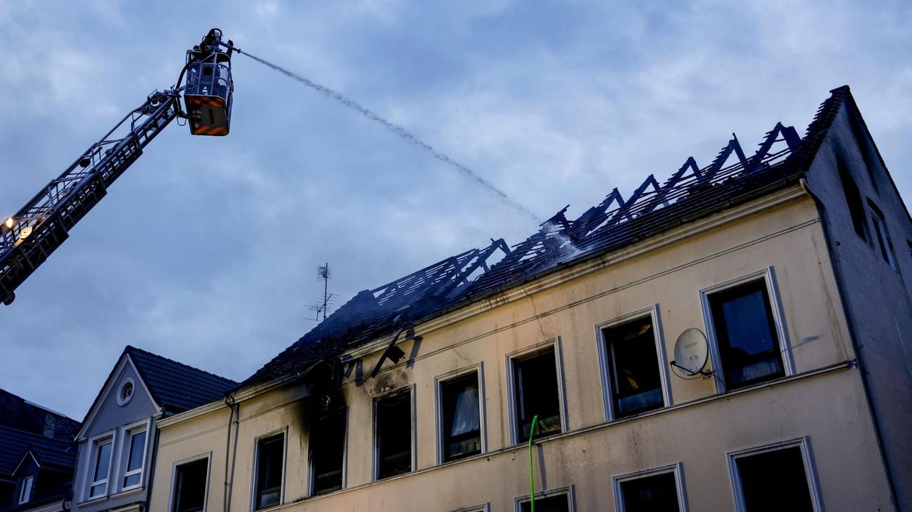 Flensburg: Eine Frau und Vierjähriger sterben bei Hausbrand | DIE ZEIT