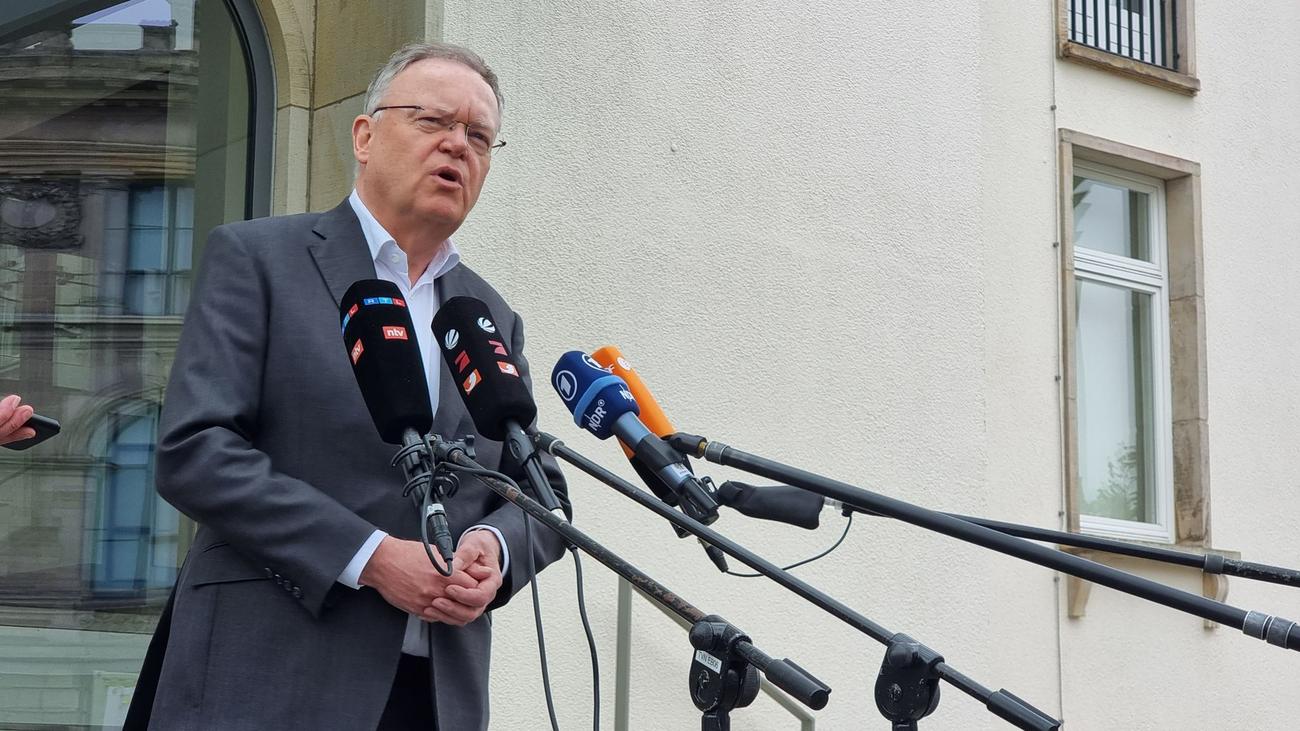 Flüchtlingsgipfel: Ministerpräsident Weil: Bund muss sich "erheblich ...