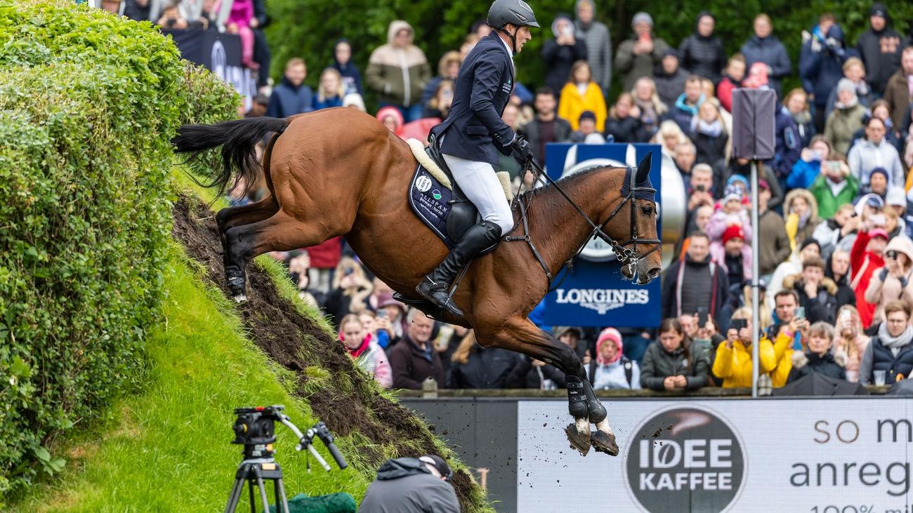 Pferdesport: Thieme gewinnt zweite Derby-Qualifikation | DIE ZEIT