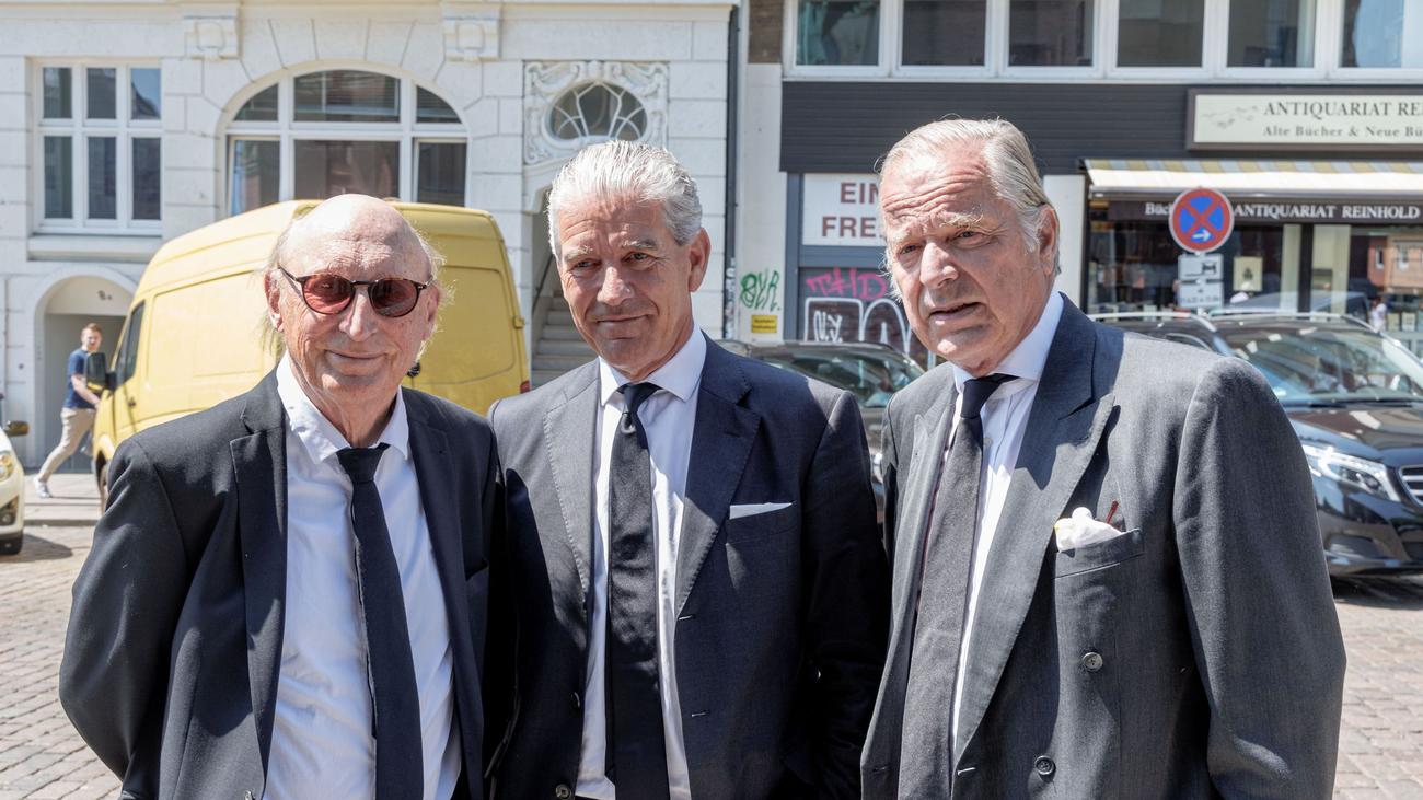 Schifffahrt: Abschied von Hamburger Reeder Bertram Rickmers im Michel ...