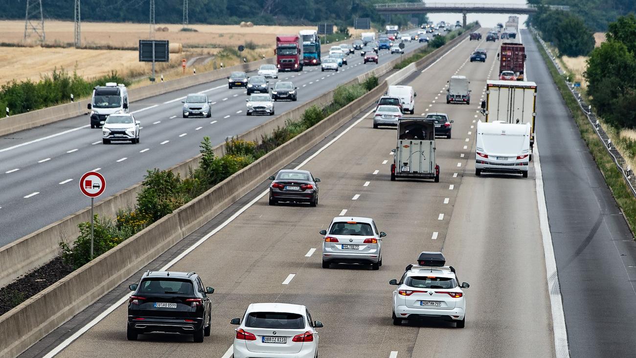 Verkehr: A7 bei Rendsburg nach Sperrung planmäßig wieder frei | DIE ZEIT