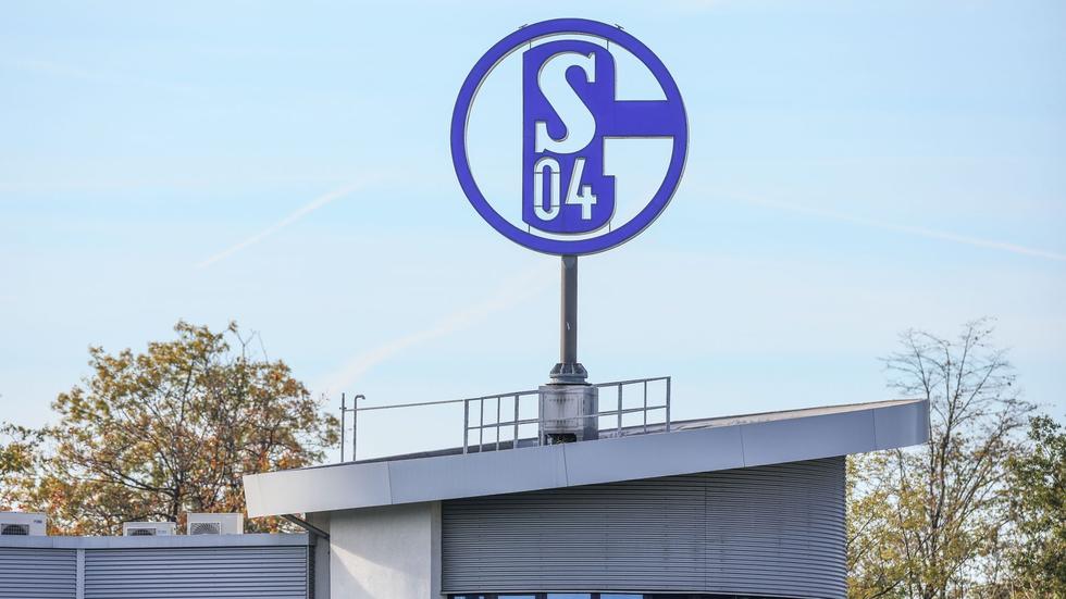 Transfermarkt: Schalke verpflichtet Torwart Marius Müller | ZEIT ONLINE