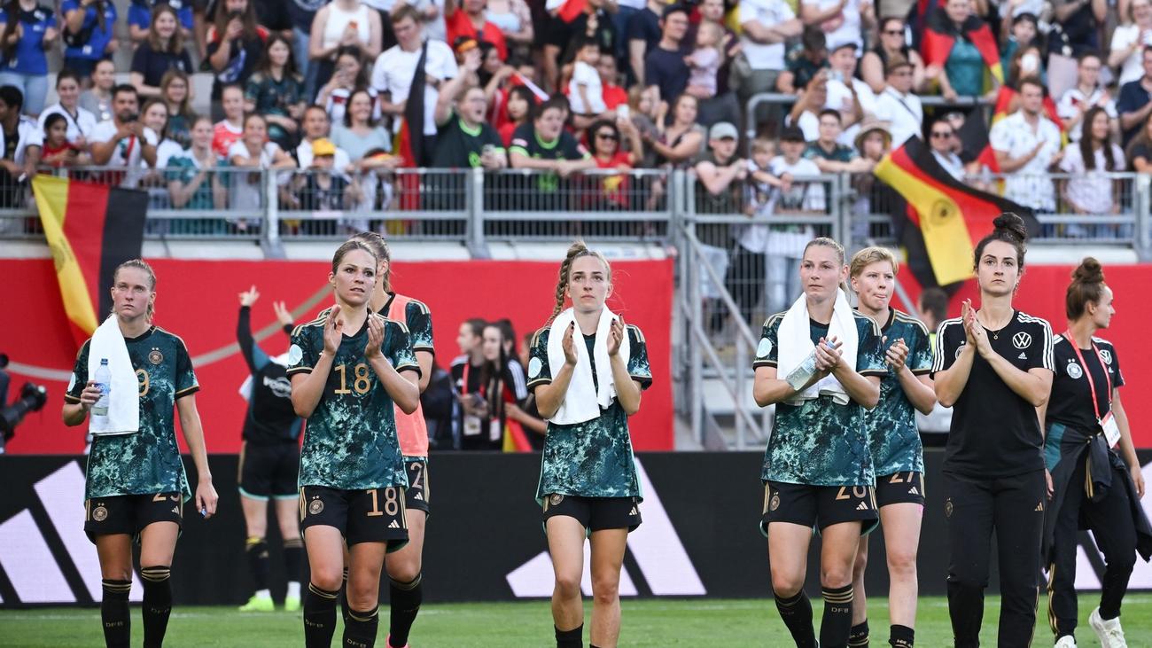 Nationalmannschaft Wm Prämien Für Frauen Dfb Belässt Es Bei Fifa
