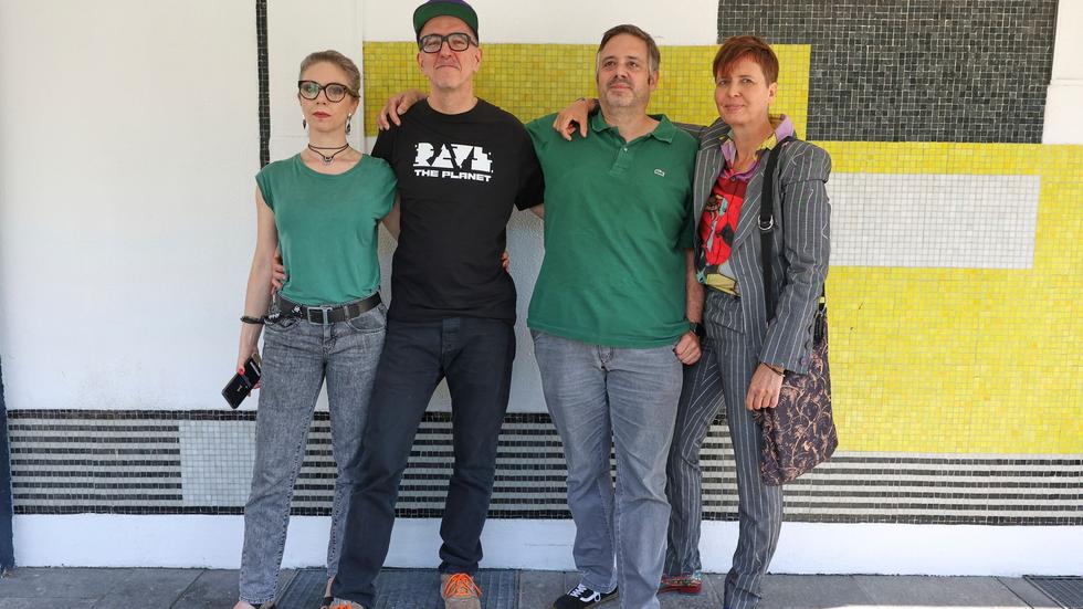 Sanitätsdienst gefunden: Veranstalter: "Rave The Planet" wird ...