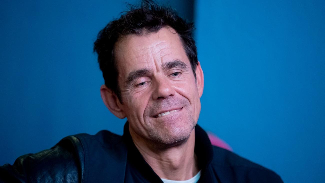 Film: Tom Tykwer: "Lola rennt" könnte ich heute nicht mehr machen | DIE ...