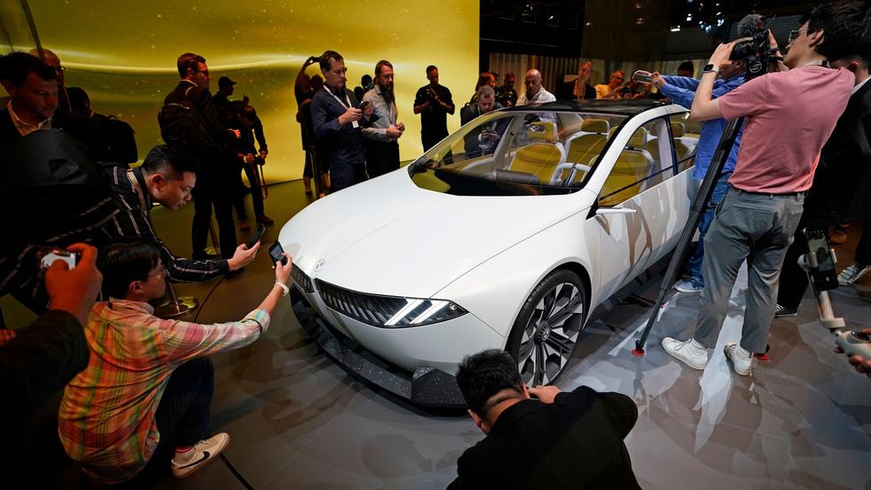 München: Automesse IAA beginnt: Chinesische Autobauer im Rampenlicht ...