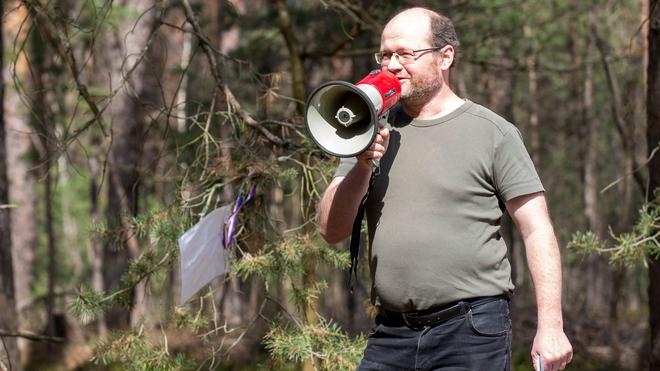 Grüne Liga: Gepachtetes Waldstück soll nicht dem Tagebau weichen | DIE ZEIT