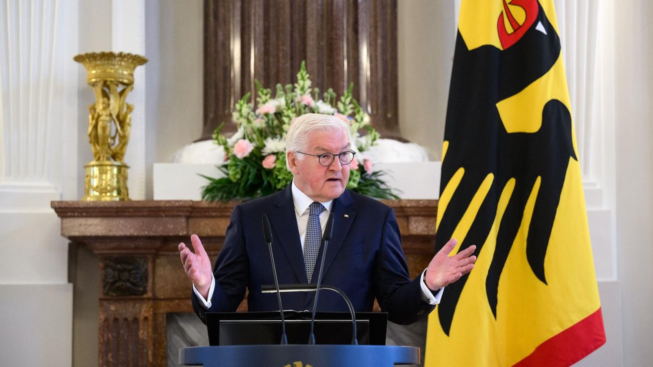 Ehrung: Bundesverdienstkreuz für Integrationshelfer in Rostock | DIE ZEIT