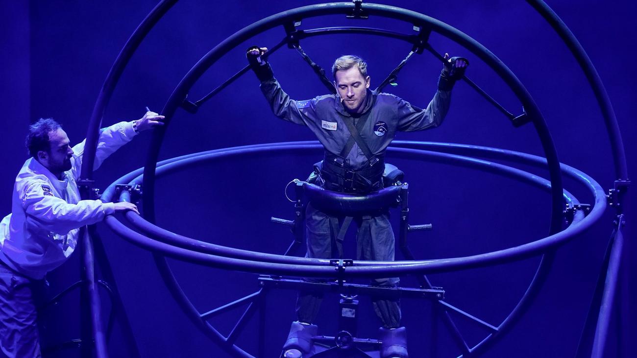 Leute: Samuel Koch schwerelos: Kein Zorn auf "Wetten, dass..?" | ZEIT ...