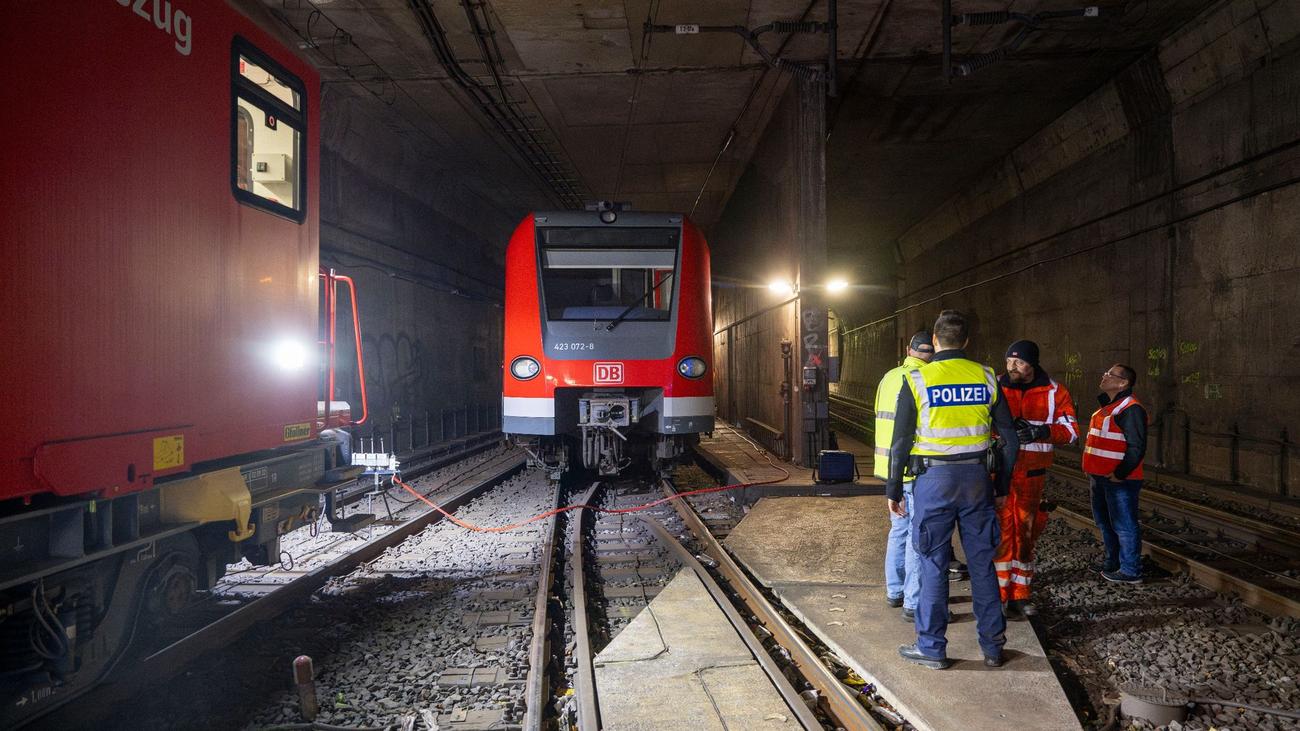 Notfall: S-Bahn in München entgleist: Stammstrecke gesperrt | DIE ZEIT