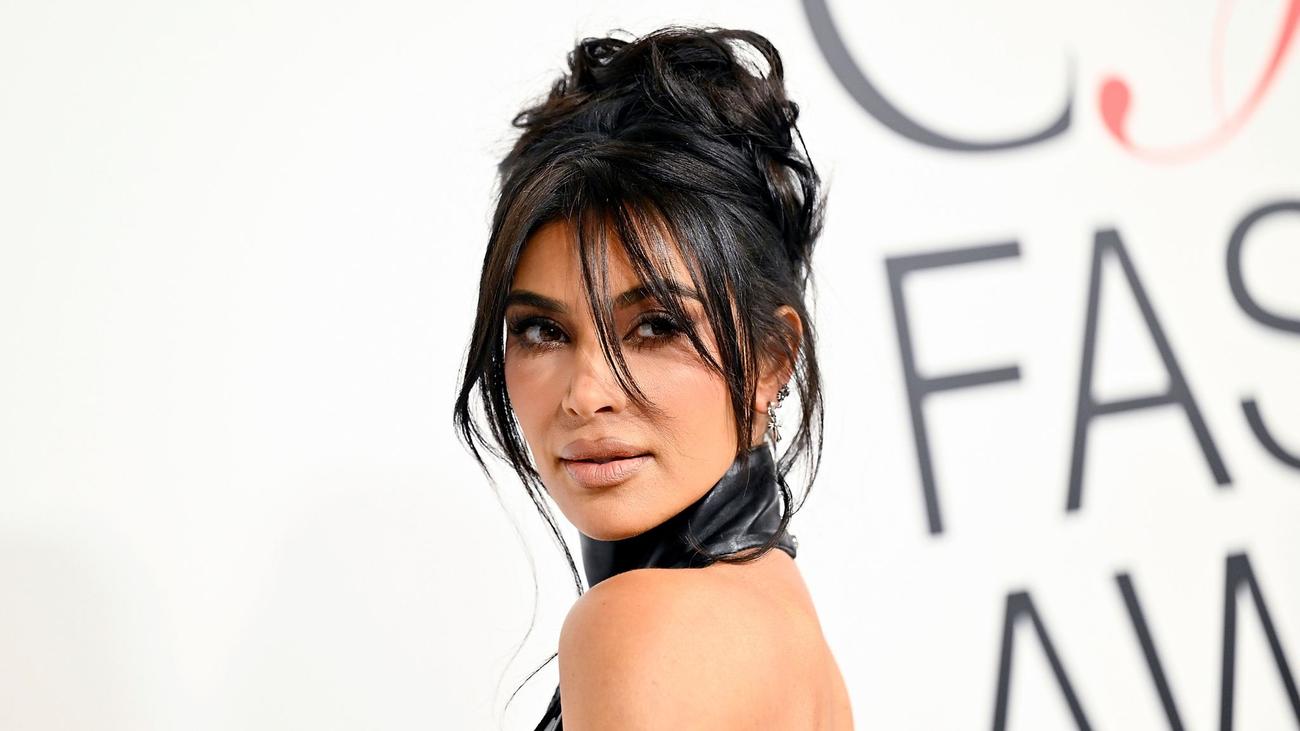 Netflix: Kim Kardashian spielt in Komödie "The Fifth Wheel" mit | DIE ZEIT