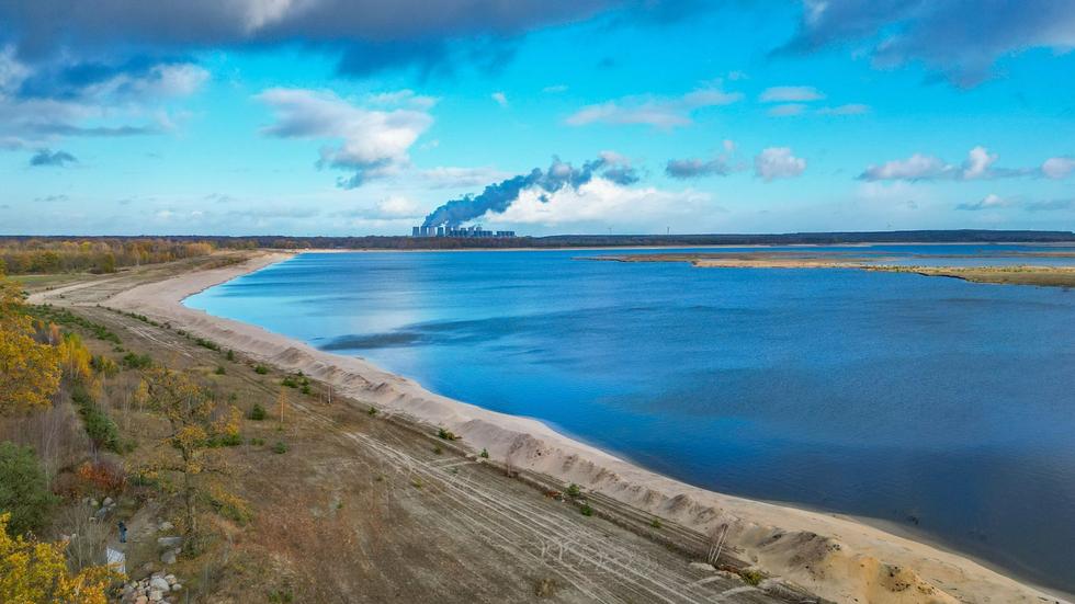 Wasser: Cottbuser Ostsee hat nahezu geschlossene Wasserfläche | ZEIT ONLINE