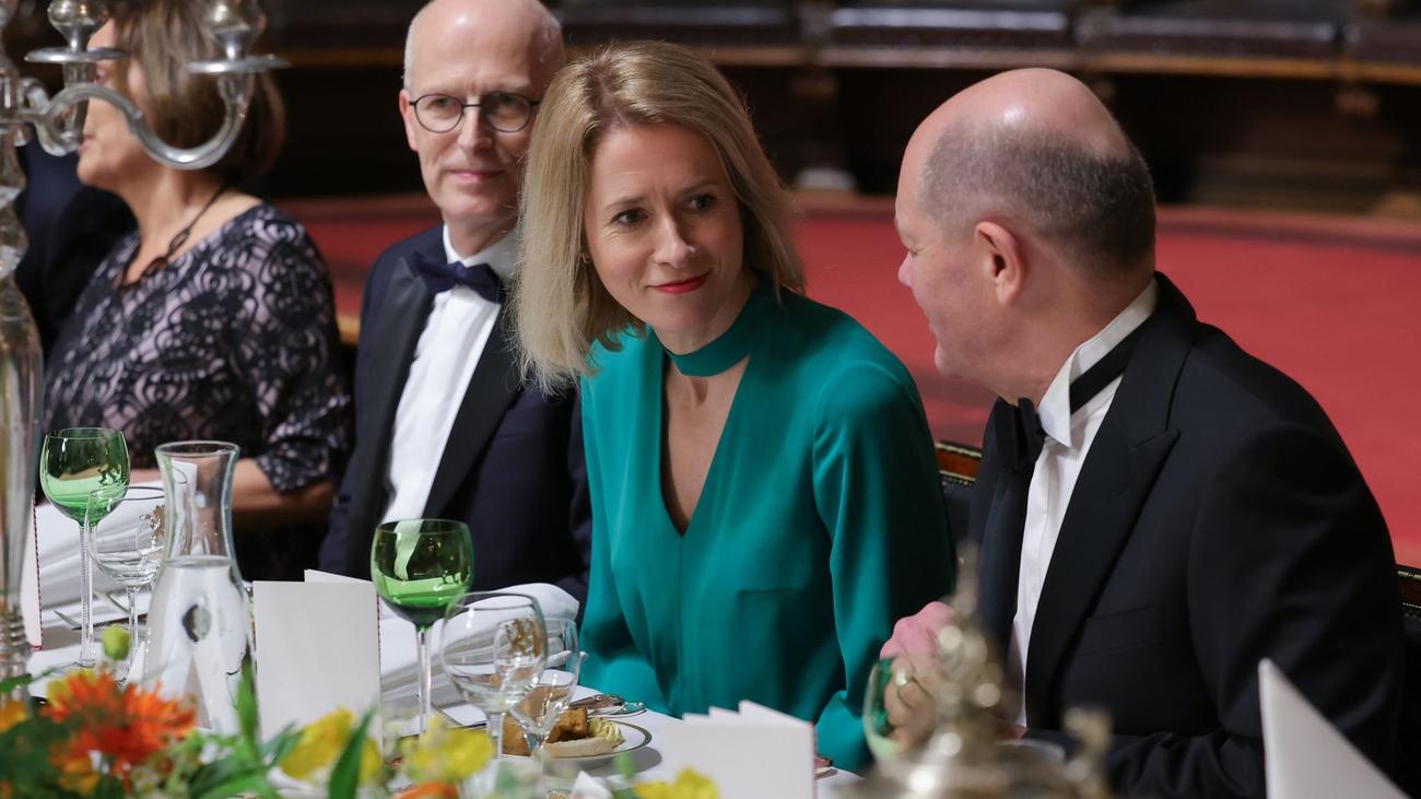 Ehrengäste: Matthiae-Mahl mit Kallas und Kanzler Scholz | ZEIT ONLINE