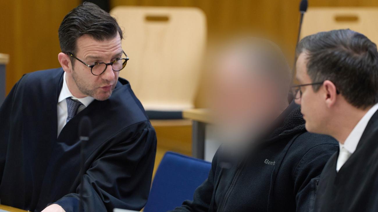 Extremismus: Brandanschlag-Prozess: Angeklagter wird aus U-Haft entlassen | ZEIT ONLINE