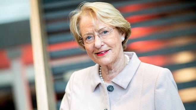 Auszeichnung: Eske Nannen neue Ehrenbürgerin von Emden | ZEIT ONLINE