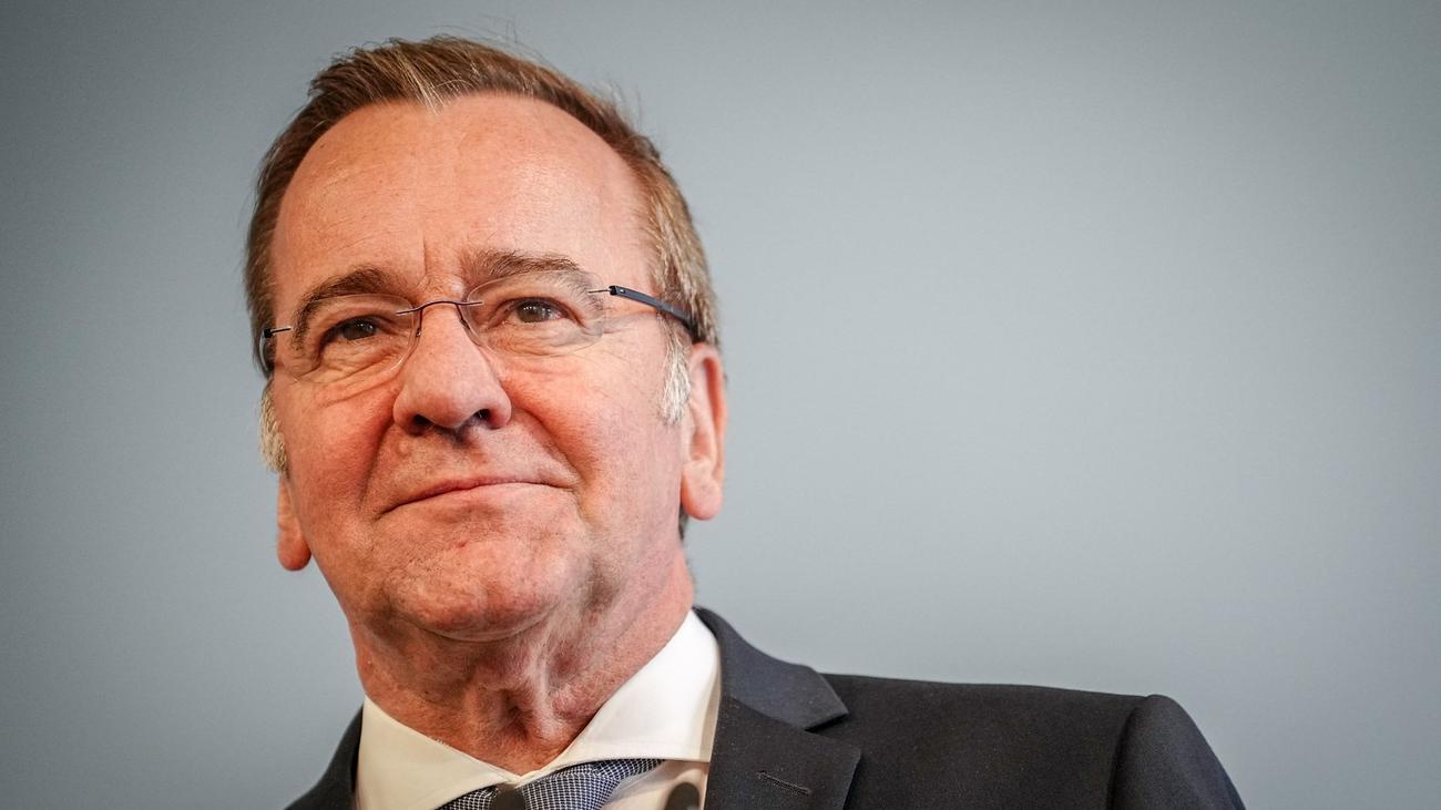 Verteidigungsminister: Pistorius informiert sich über Patriot ...