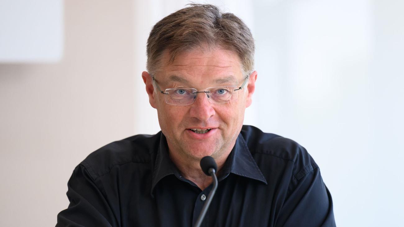 Dresden: Team Zastrow mit Direktkandidaten zur Landtagswahl | ZEIT ONLINE