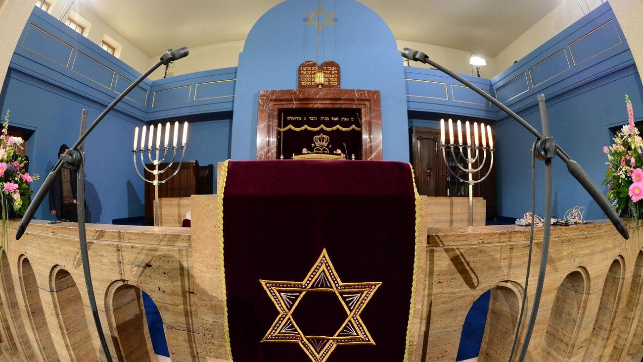 Religion: Jüdische Landesgemeinde setzt auf Kantor | ZEIT ONLINE