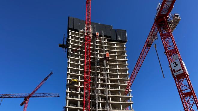 Städtebau: Tschentscher erteilt Kühnes Elbtower-Vorschlag Absage | ZEIT ...