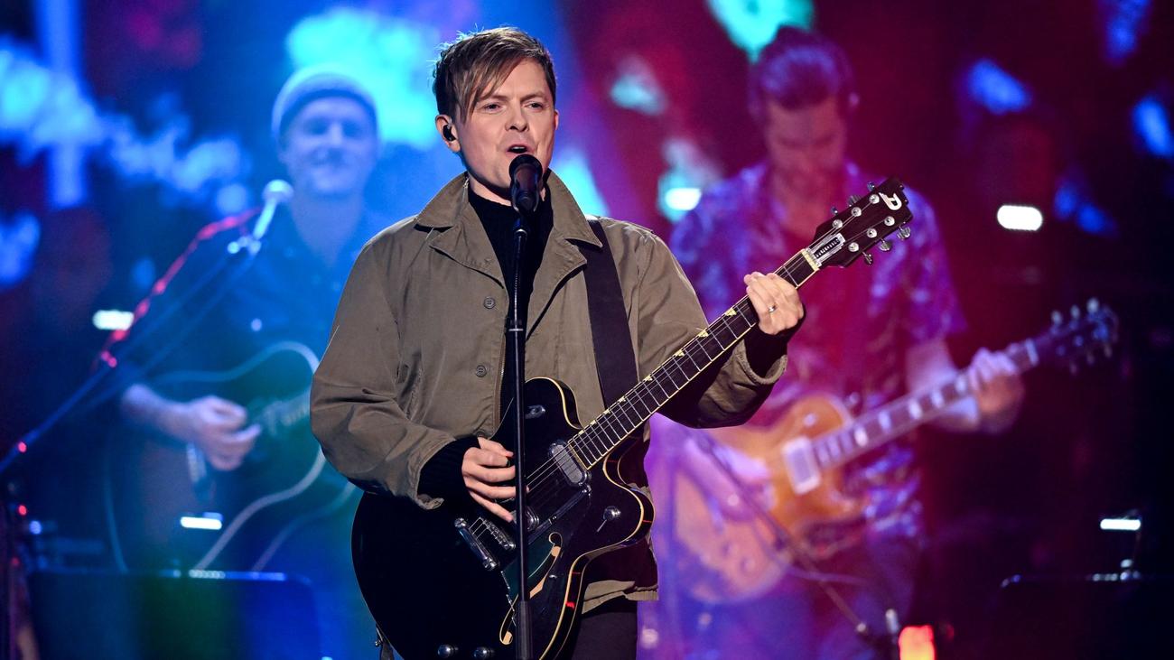 Kultur: Konzerte von Michael Patrick Kelly wegen Krankheit abgesagt ...