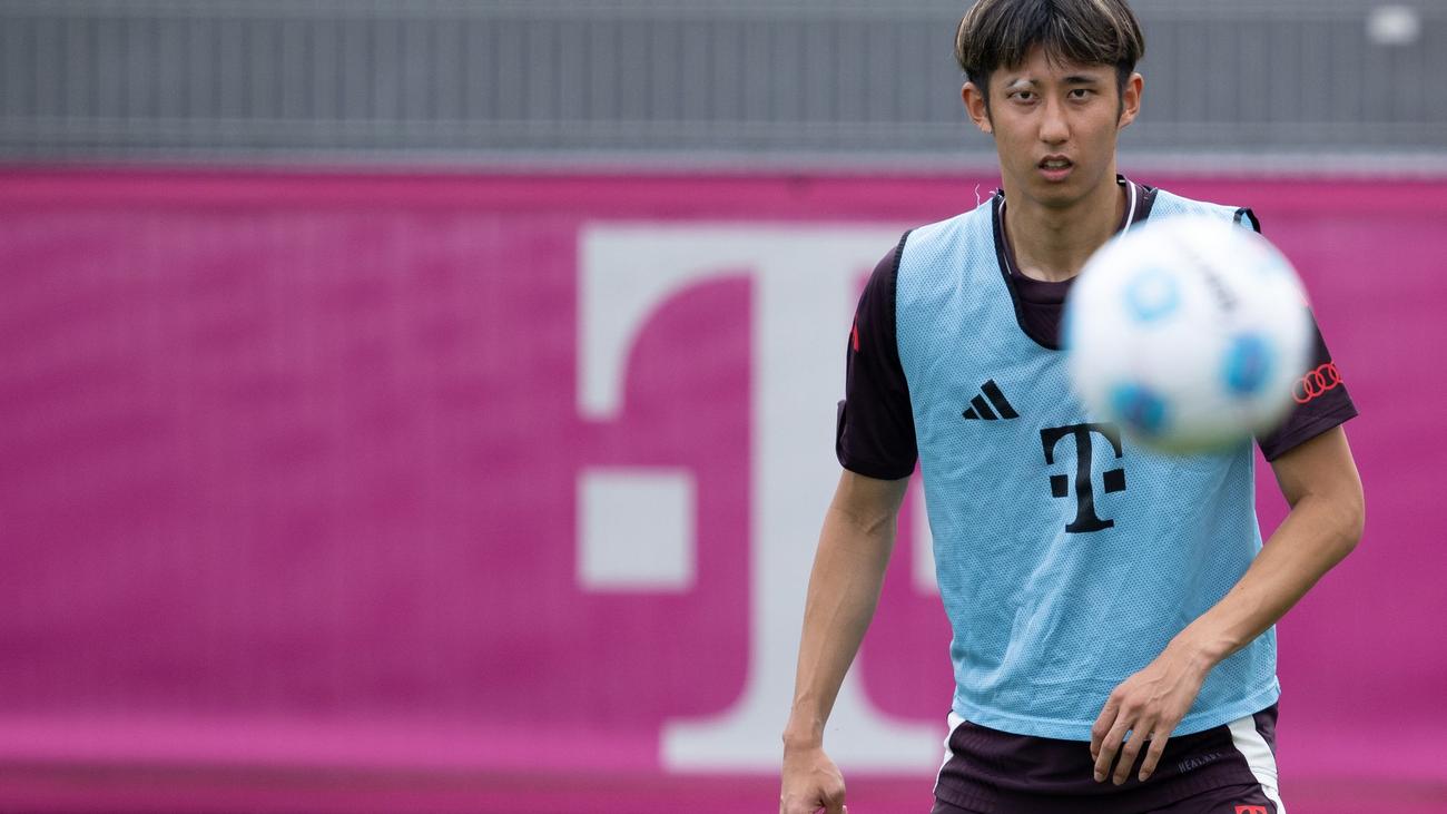 Rückschlag für Japaner: Bayern Münchens Verteidiger Ito erneut operiert ...