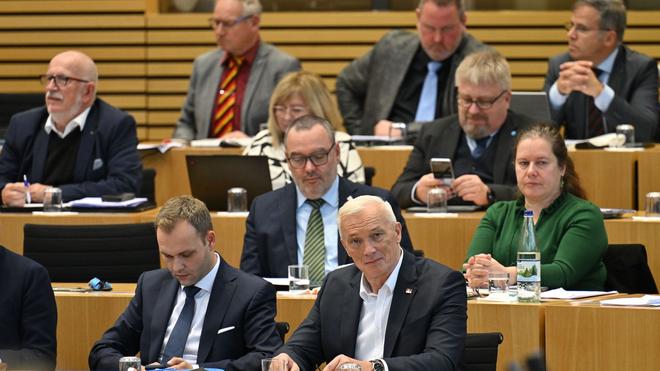 Corona-Pandemie: AfD will Entschädigung für Corona-Bußgelder | DIE ZEIT