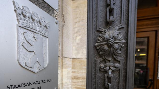 Gewalt gegen Frauen: Frau mit Messer erstochen - Anklage gegen Ex-Partner | DIE ZEIT