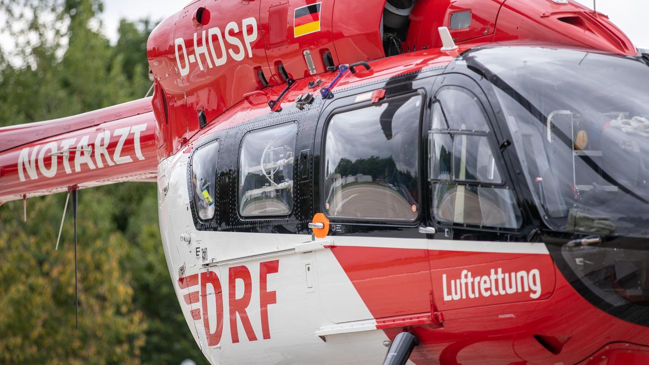 Landkreis Eichstätt: Zwei Verletzte bei Autounfall - Hubschrauber im ... Landkreis Eichstätt: Zwei Verletzte bei Autounfall - Hubschrauber im ...
