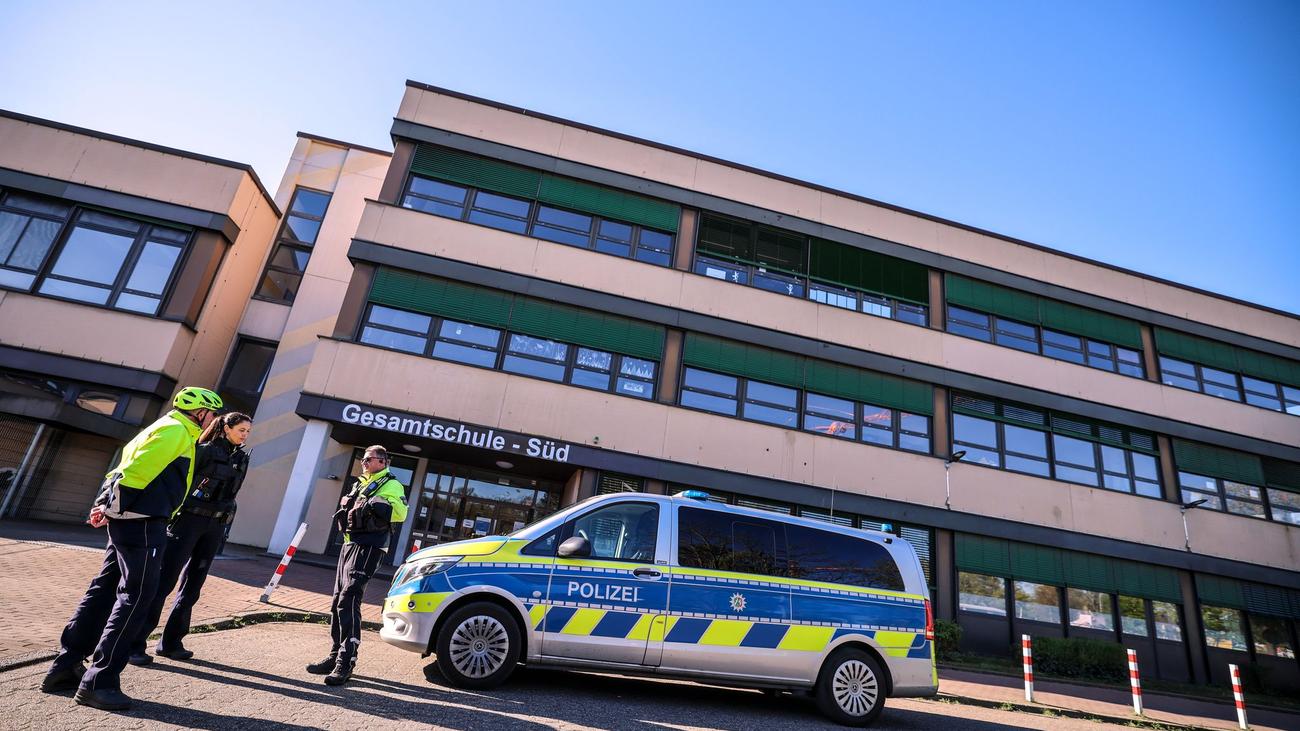 Drohmails: Nach Drohung wieder Unterricht an allen Duisburger Schulen ...