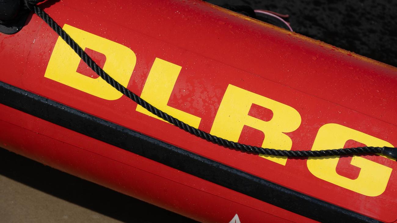 Spaziergänger findet Leiche: Noch viele Fragen zum Toten im See | ZEIT ...