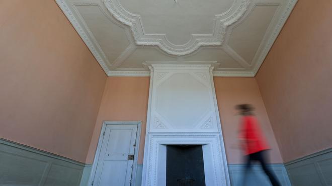 Restaurierung: Bauhauskunst im Schloss Oranienbaum in neuem Glanz | DIE ...