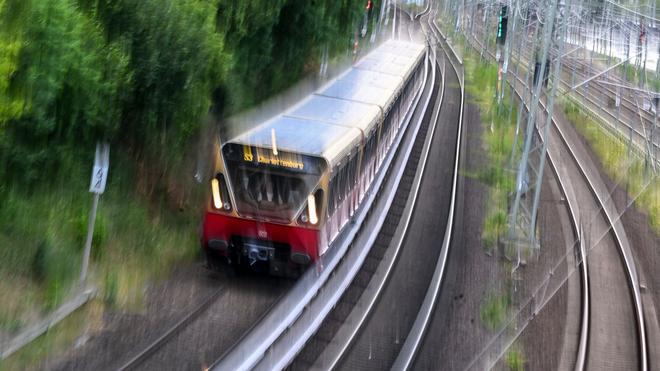 Reparatur an Signal: Verspätungen und Ausfälle bei der S-Bahn | DIE ZEIT